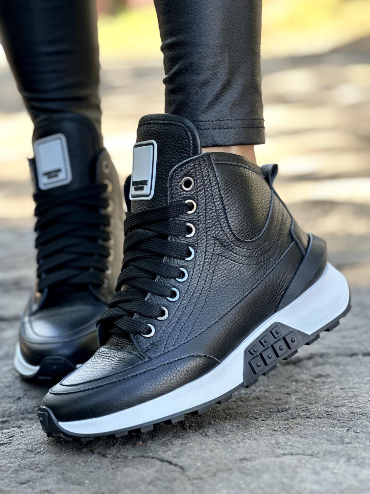 Sneakersy ze skóry OLEKSY, Polskiej produkcji